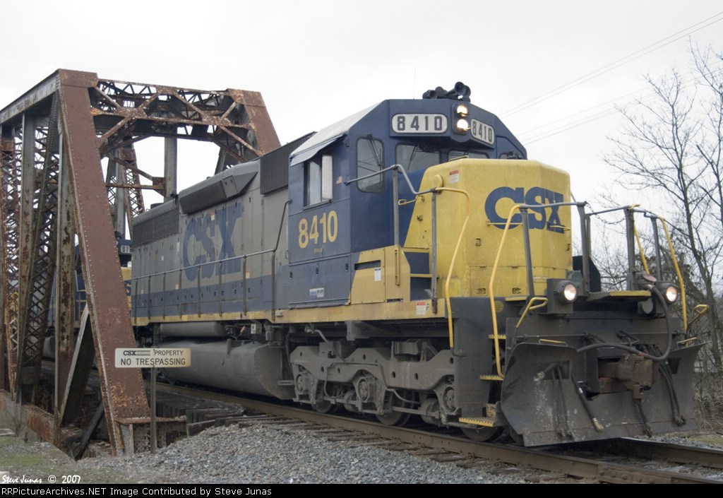 CSX 8410 Q573